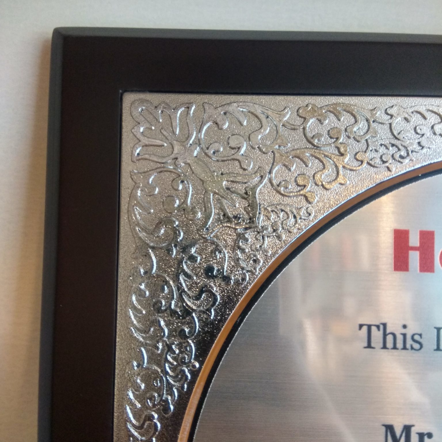 Premium quality wooden memento/ Award - Gift Centre