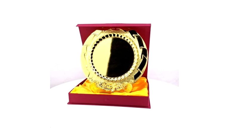 Metal Golden Round Disc Memento Size 8 Inch GC TRO 2304 Gold - Gift Centre